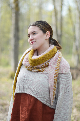 Ravelry: Mellow Shawl pattern by Veera Välimäki