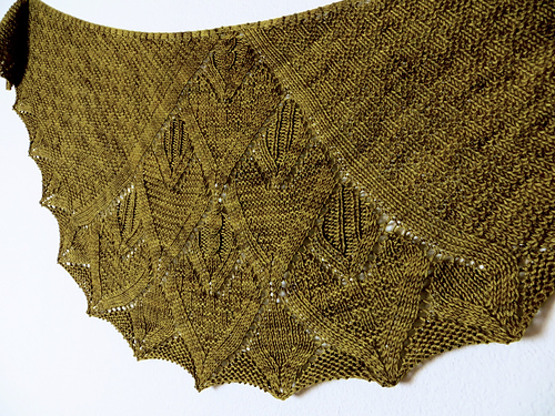 Ravelry: Quadrille Shawl pattern by verybusymonkey