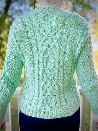 Ravelry: Three Season Pullover pattern by Wool & Pine