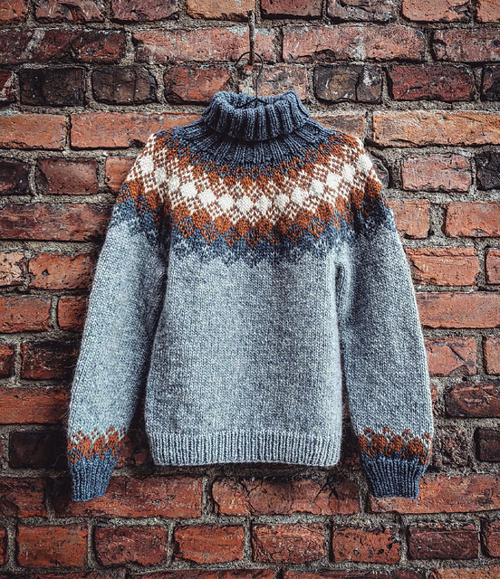 Ravelry: Hiutaleneule pattern by Heli Nikula