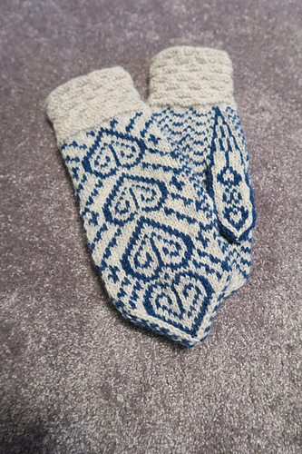 Ravelry: Vottan mine pattern by Kate Fredriksen