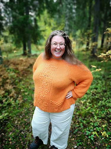 Ravelry: Bloom Where You're Planted Sweater pattern by Graphic Knits ...