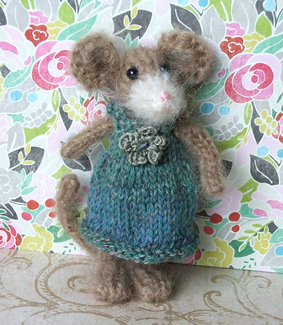 Ravelry: Mouse pattern by ViolaSueKnits