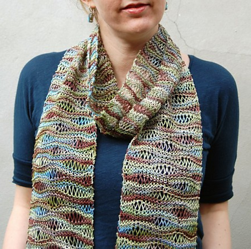 Ravelry: Willow Linen Scarf pattern by Loop Knits