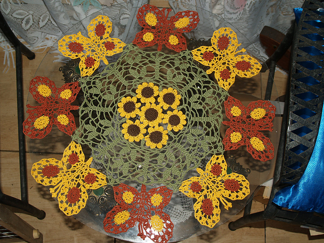Ravelry: Butterfly- Butterflies and Flowers Crochet Doily pattern by ...
