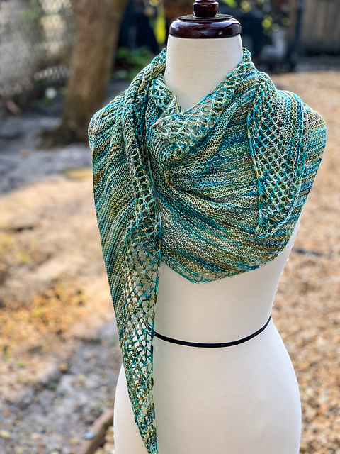 Ravelry: Impulse Buy pattern by Barbara Benson