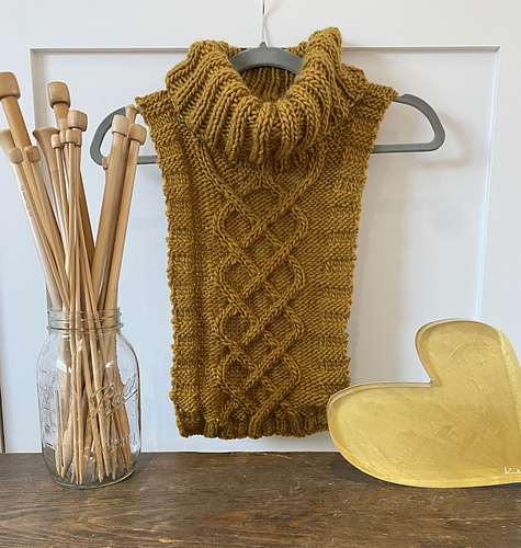 Ravelry: Cable Knit Dickie pattern by Vanessa Cayton