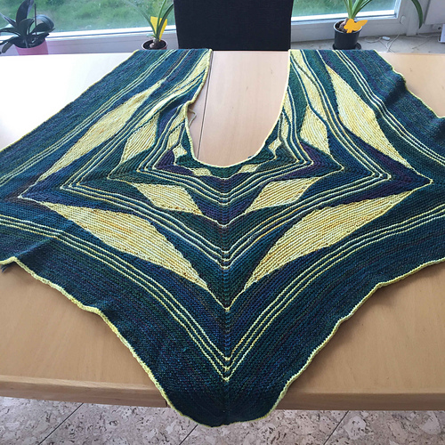 Ravelry: Sun Teaser pattern by Heidrun Liegmann