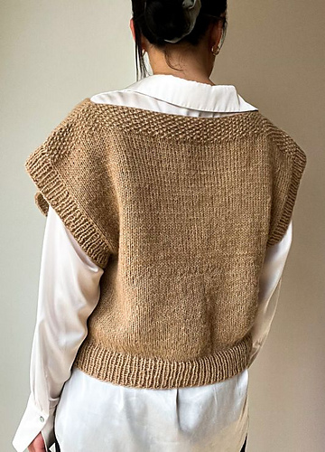 Ravelry: Komorebi Slipover pattern by we are knitters