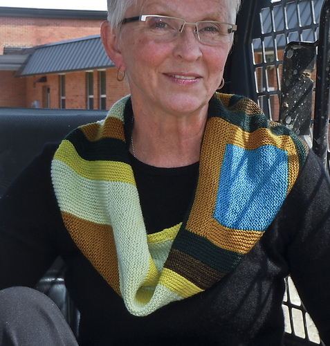 Ravelry: Albers Cowl pattern by Ann Weaver