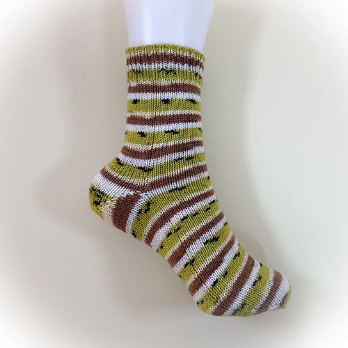 Ravelry: Basic Cuff Down Sock with Short Row Heel pattern by Wendy Poole