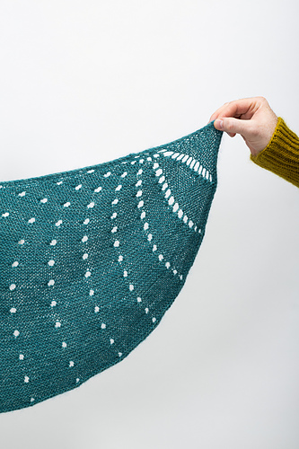 Ravelry: Dotted Rays pattern by Stephen West