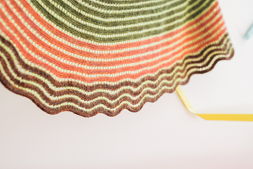 Ravelry: Curvette Shawl pattern by Stephen West