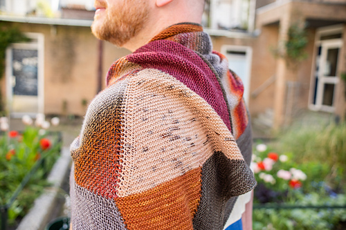 Ravelry: Crystal Fragments Shawl pattern by Stephen West