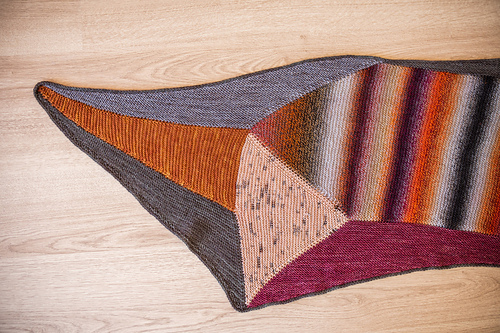 Ravelry: Crystal Fragments Shawl pattern by Stephen West