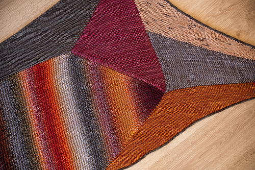 Ravelry: Crystal Fragments Shawl pattern by Stephen West