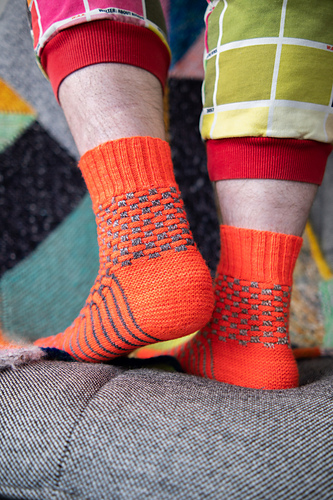 Ravelry: Woven Checks Socks pattern by Stephen West
