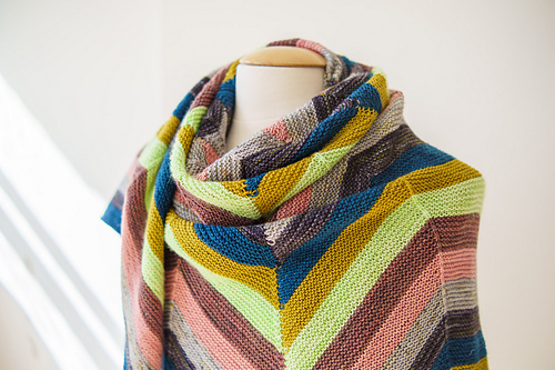 Ravelry: Shifting Chevrons Shawl pattern by Stephen West