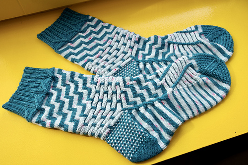 Ravelry: Contrast Blast Socks pattern by Stephen West