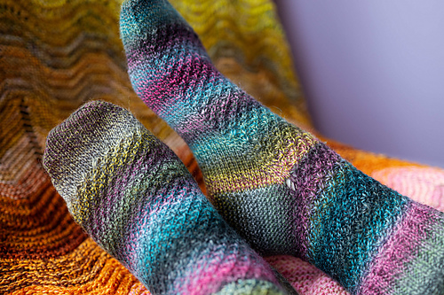 Ravelry: Lazy Daisy Socks pattern by Stephen West