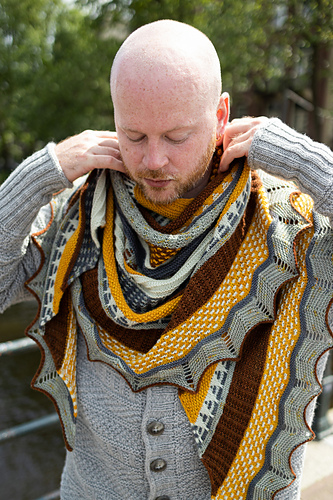 Ravelry: Quirky Quintet Shawl pattern by Stephen West