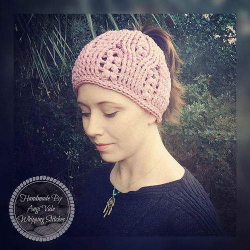 Ravelry: Wheat Stitch Hat messy bun & pony tail pattern by KFG