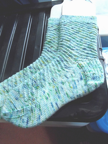 Ravelry: Basic top-down socks pattern by Sadie Slater