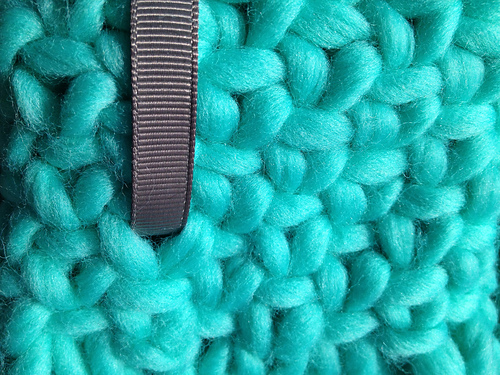 Ravelry: Biking Hand Mufflers pattern by Lone Eidseth