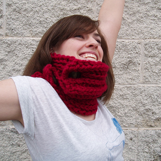 Ravelry: Chunky Brioche Cowl pattern by Amanda Ornat
