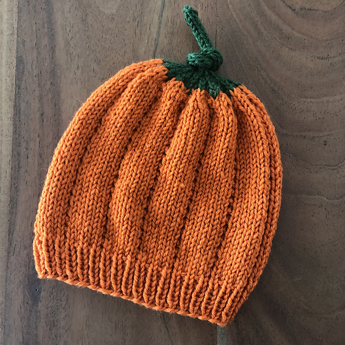 Ravelry: Pumpkin Hats pattern by marianna mel