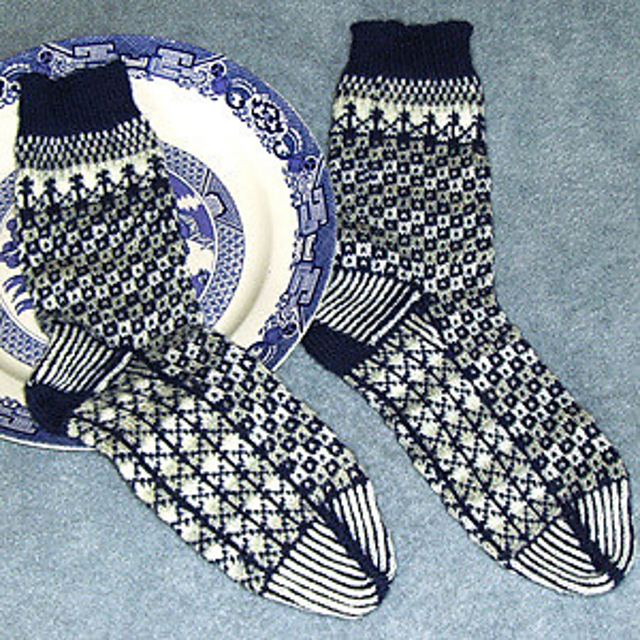 Ravelry: Blue Willow Socks pattern by Barb Brown
