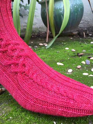 Ravelry: Knock Knock Knock pattern by Claire Ellen