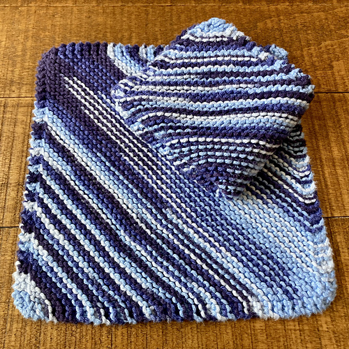 Ravelry: Garter Stitch Diagonal Dishcloth pattern by Beverly Leestma