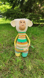 Ravelry: Scrap yarn Monkey pattern by Violeta V.P.