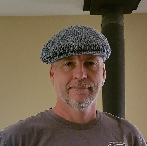 Ravelry: Men's Flat Cap pattern by Gene Saunders