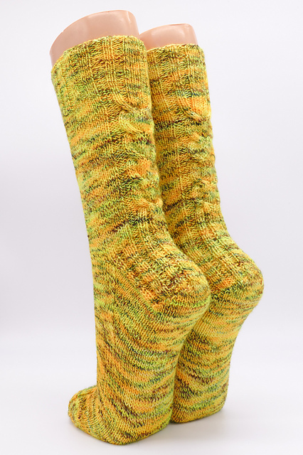 Ravelry: Osterstern pattern by Micha Klein