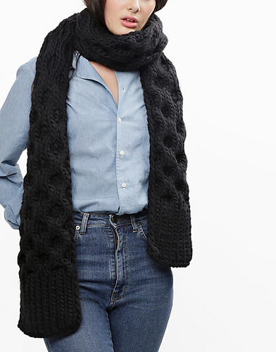 Ravelry: LOVE BUZZ SCARF pattern by Wool and the Gang