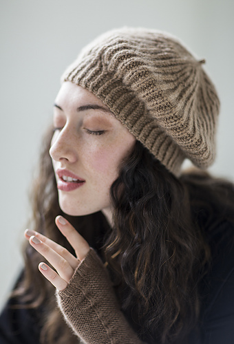 Ravelry: ANDEN pattern by cecilia flori