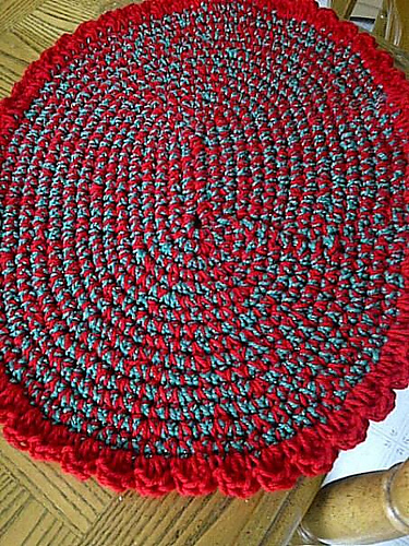 Ravelry: Cat Mat pattern by Marilyn Losee