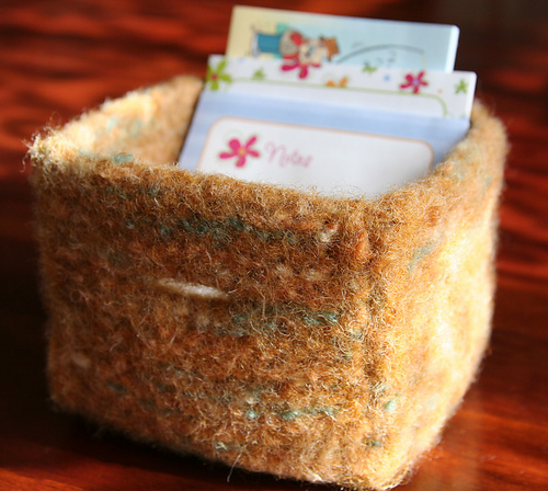 Ravelry: Felted Boxes pattern by Kay Gardiner and Ann Shayne
