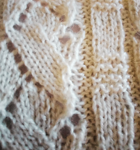 Ravelry: November Cowl pattern by Carolyn Bremner