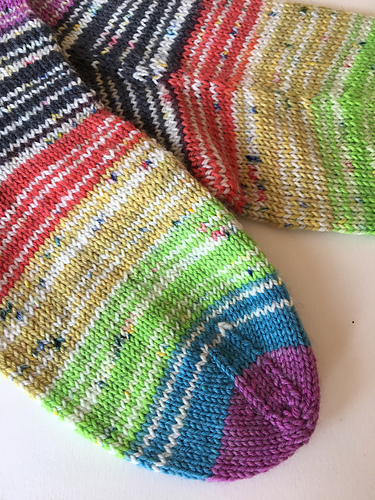 Ravelry: wrenknits' Dark Side Confetti Blenders