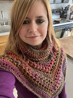 Ravelry: Hooded Cowl By Rissa pattern by Marissa Henderson