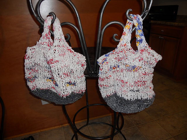Ravelry: Plarn Bag pattern by yBsquare