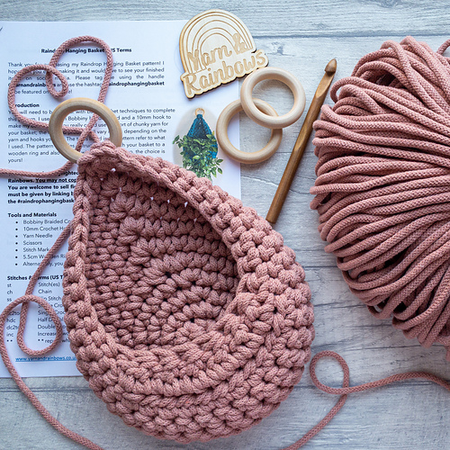 Ravelry: Raindrop Hanging Basket pattern by Rebecca Johnson