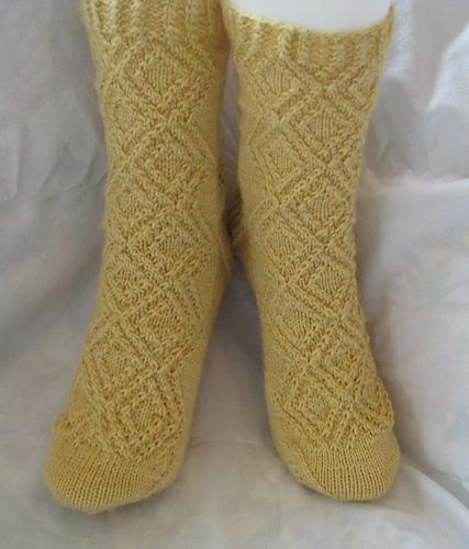 Ravelry: Diamond Socks pattern by Leanne Brown