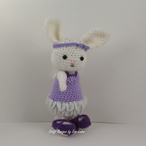 Ravelry: Ballerina Bunny pattern by Eve Leder