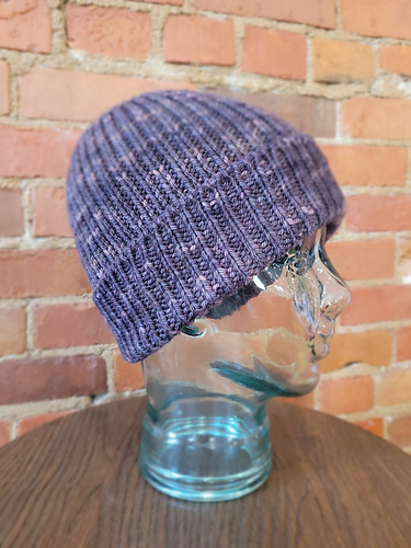 Ravelry: Pine Grove Hat pattern by Lindsay Potter