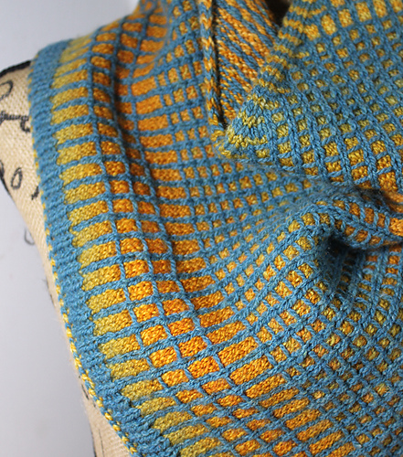 Ravelry: Gridster Cowl pattern by Lynnell Koser