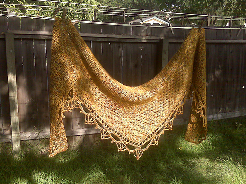 Ravelry: Helios pattern by Cathy Dipierro